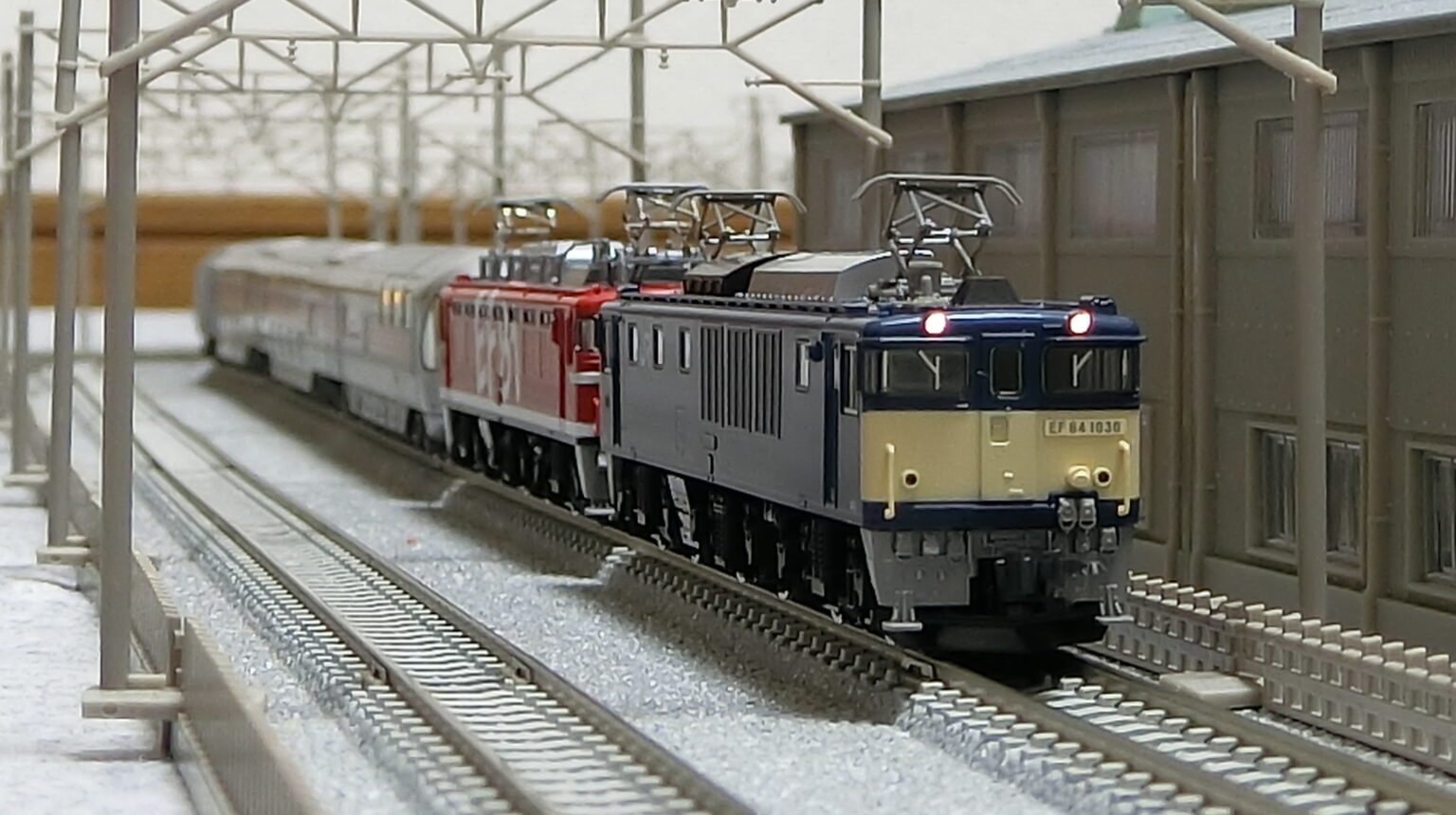 Nゲージ 1628 EF64＆EF81 カシオペア紀行 | 豊四季車両基地